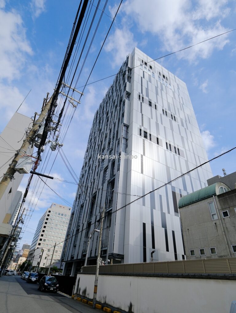 オプテージ曽根崎データセンター（地上14階建・高さ85m・延床面積約14,600㎡）2025年9月30日竣工・2026年1月29日運用開始予定
